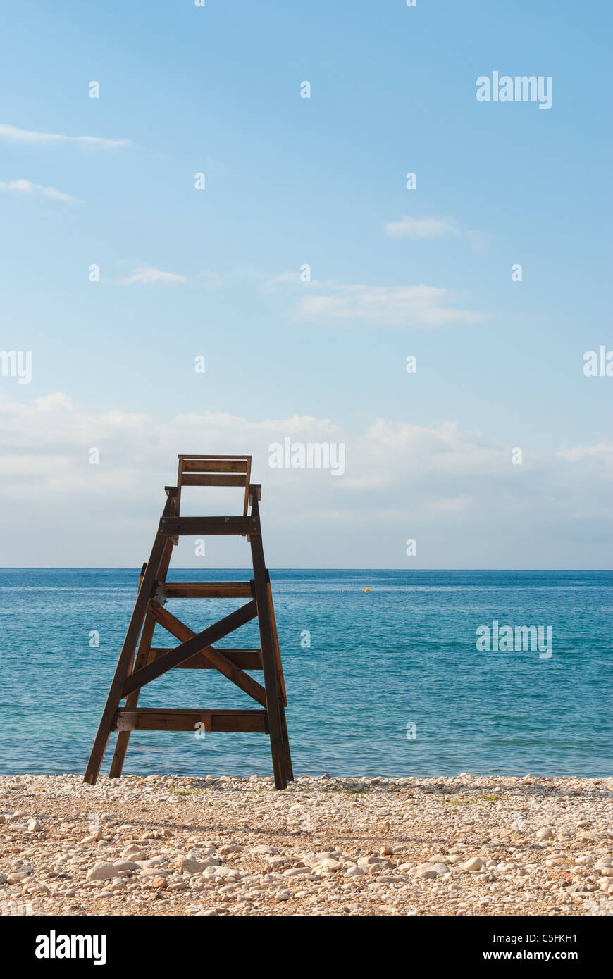 Wooden lifeguard seat facing the ocean, copy space available Stock ...