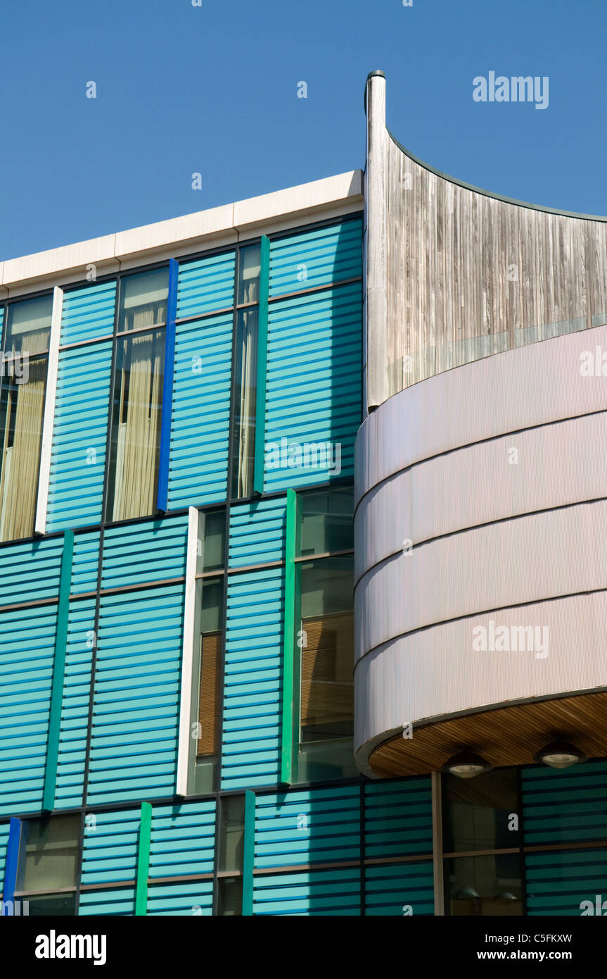 Multi occupancy complex hi-res stock photography and images - Alamy