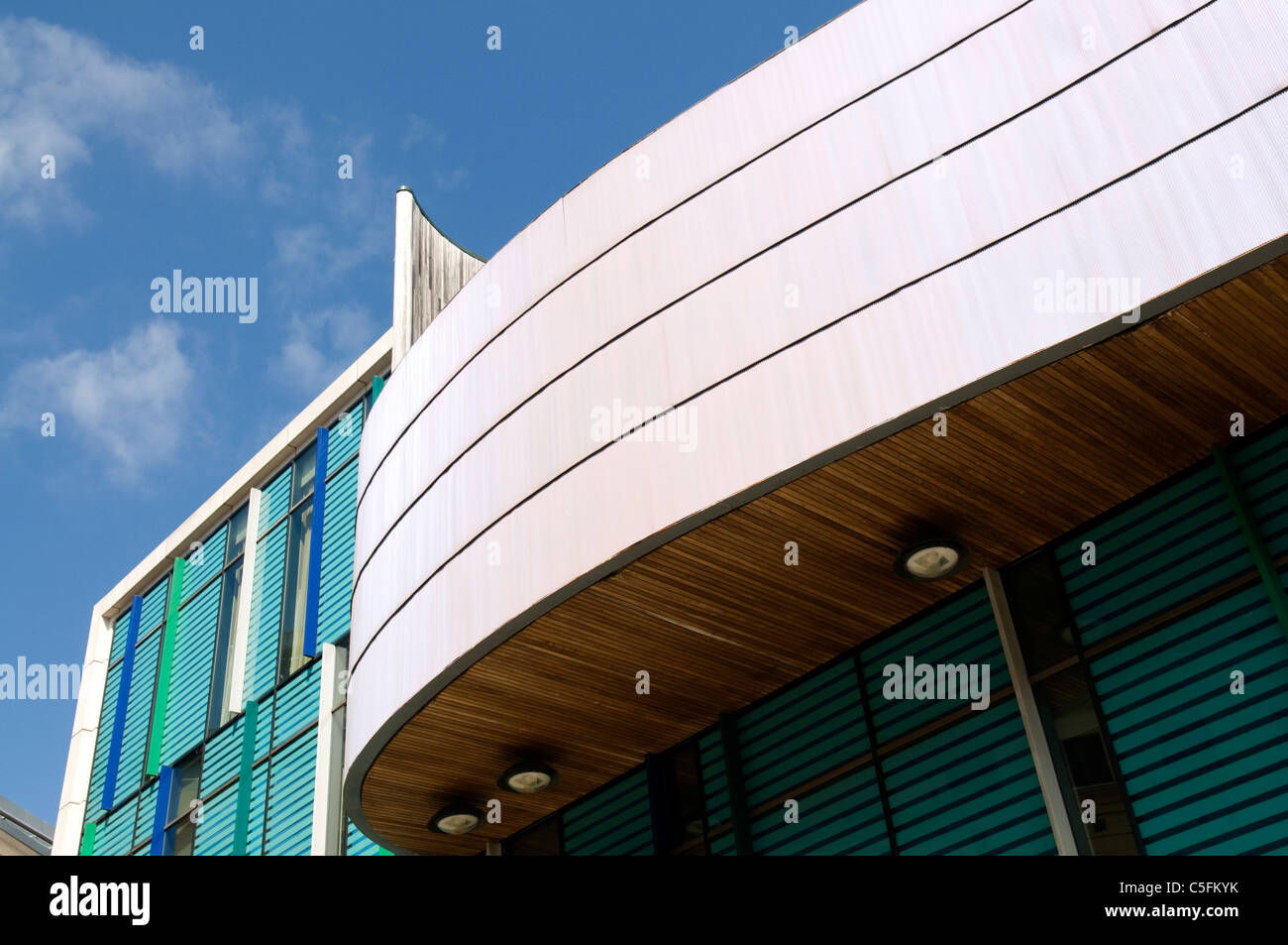 One square edinburgh hi-res stock photography and images - Alamy