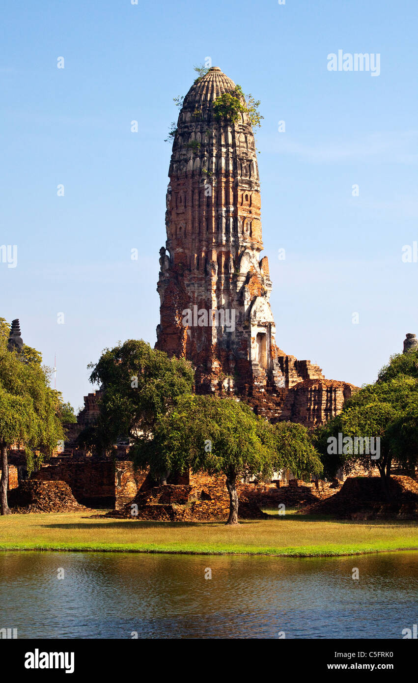 Wat Ratchaburana, Ayuthaya, Thailand Stock Photo - Alamy