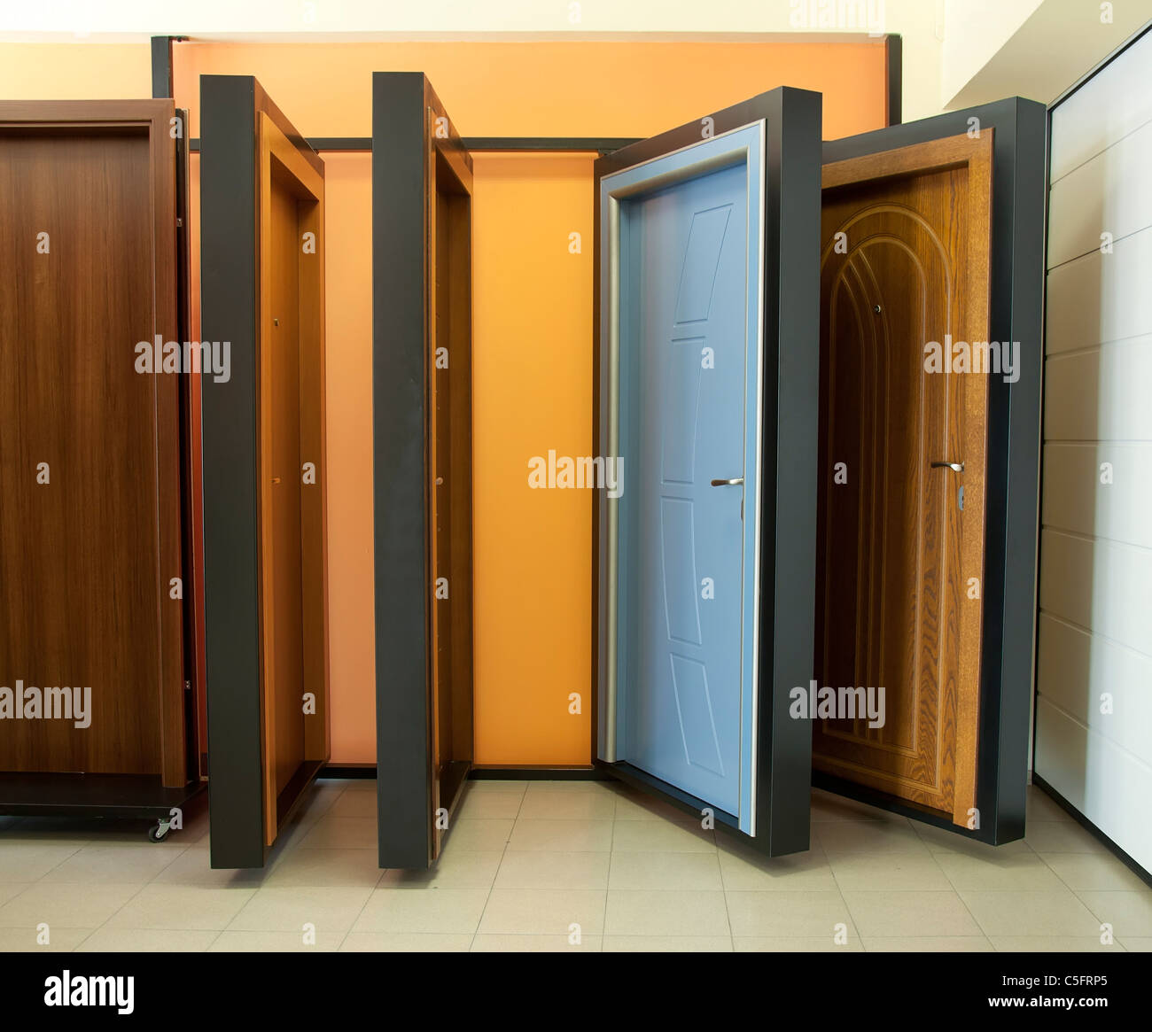 Doors shop and stillage. Sell doors Stock Photo - Alamy