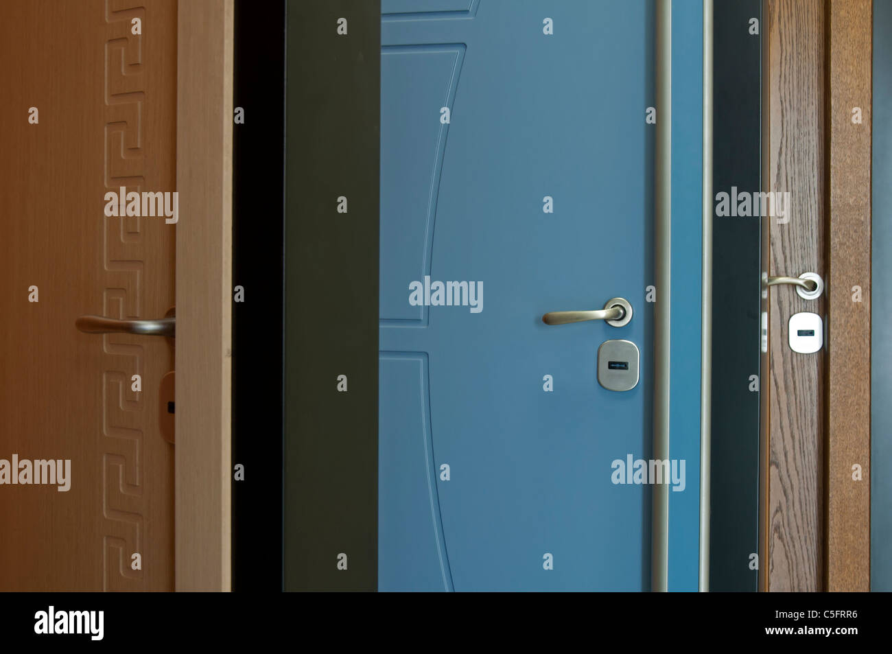 Doors shop and stillage. Sell doors Stock Photo - Alamy