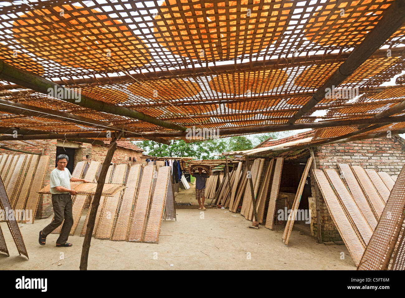 Carry racks hi-res stock photography and images - Alamy