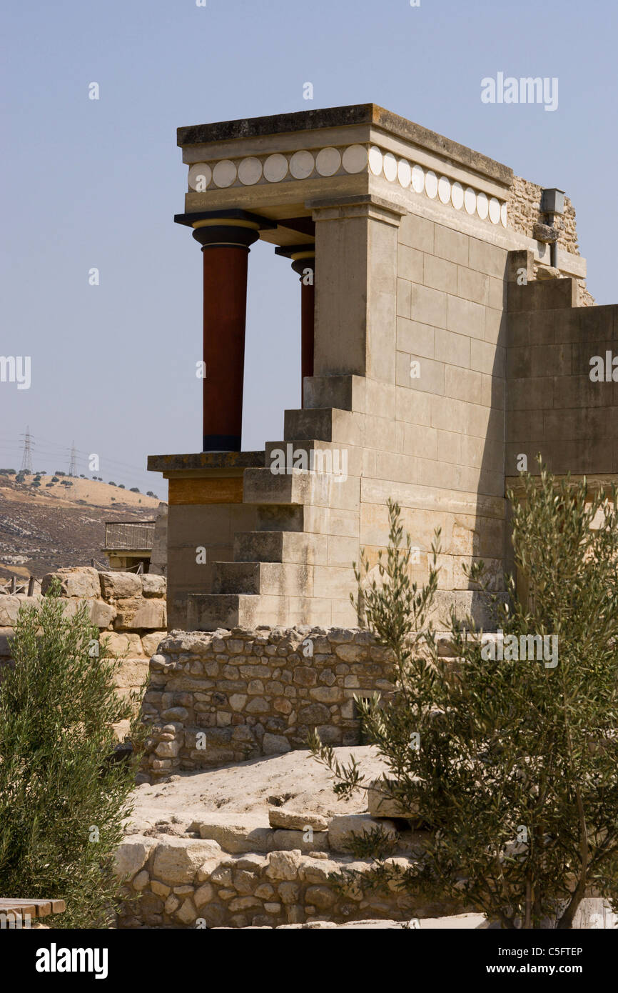 Some of the reconstruction work done by Sir Arthur Evans to the palace ...