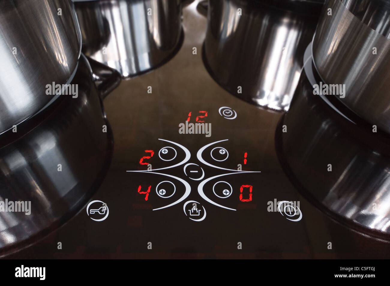 Ceramic hob symbol hi-res stock photography and images - Alamy