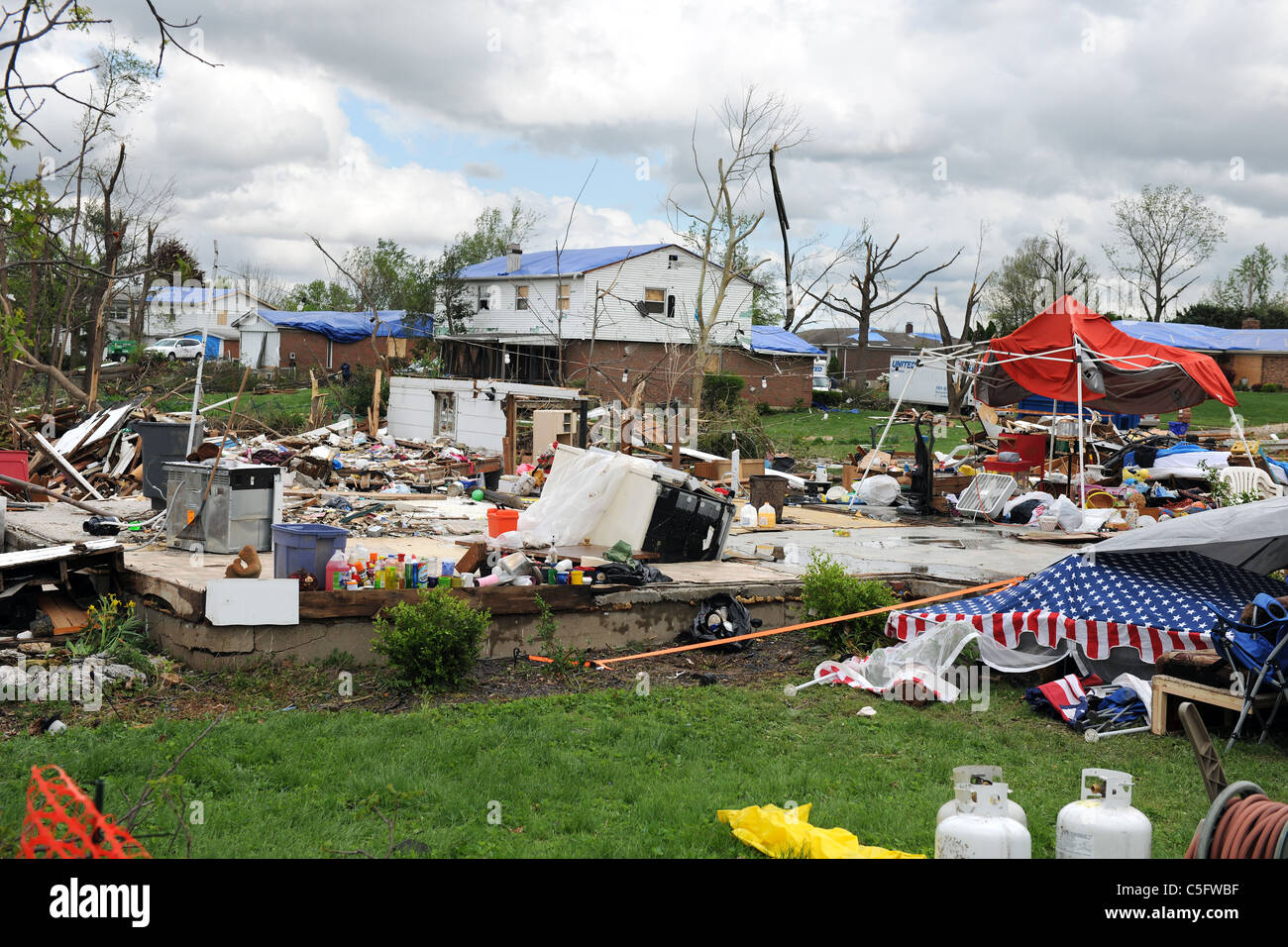 SAINT LOUIS, MISSOURI - APRIL 26: Destroyed homes after tornadoes hit ...