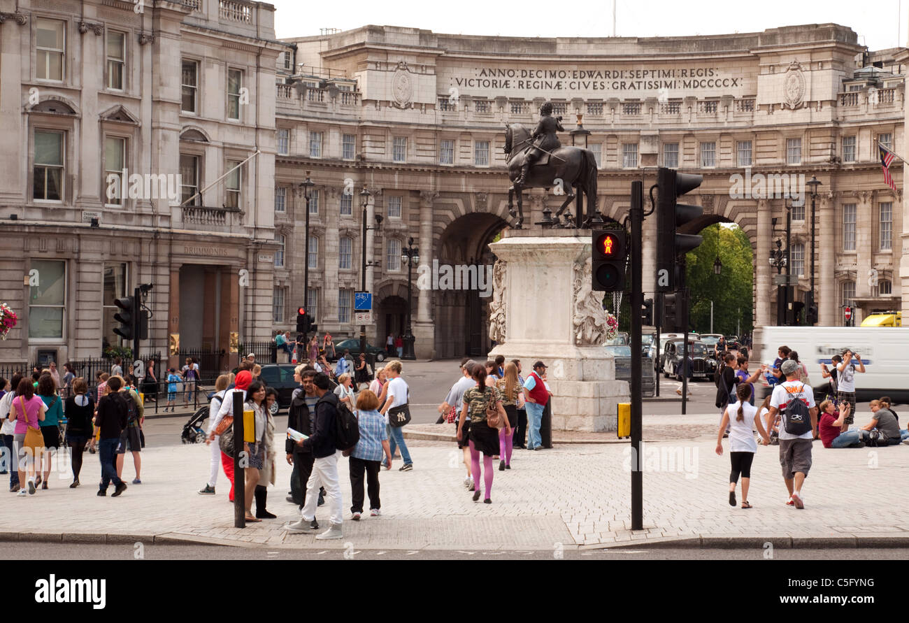 Admiralty arch hi-res stock photography and images - Alamy