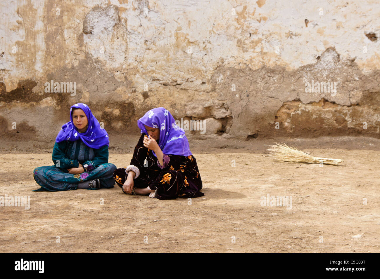 Two Bedouin women in Harran (Altinbasak), Eastern Anatolia, Turkey ...