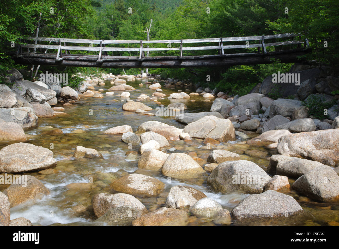 Pemigewasset wilderness footbridge hi-res stock photography and images ...
