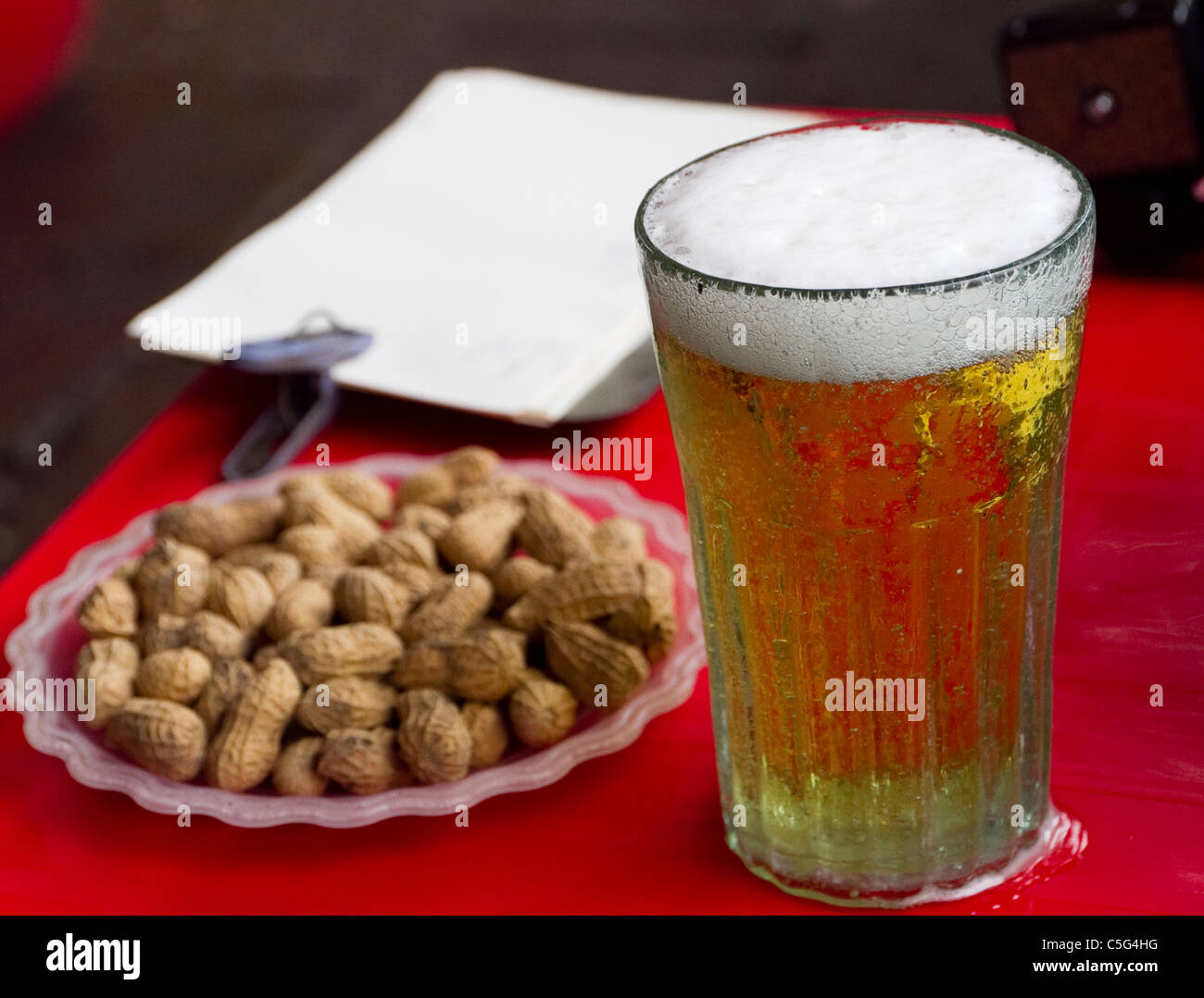 Hanoi bia hoi hi-res stock photography and images - Alamy