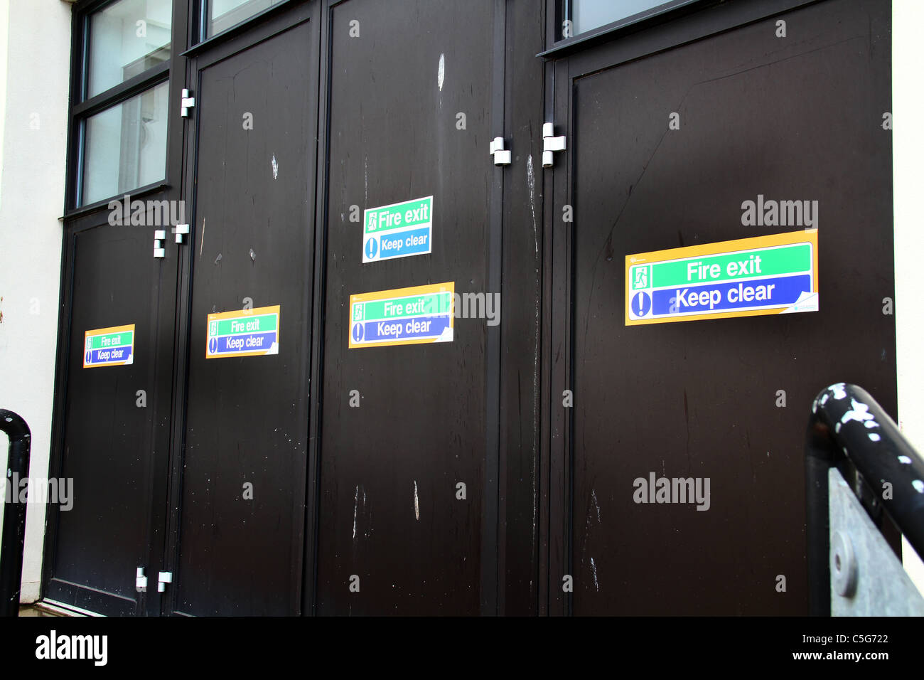 Fire doors hi-res stock photography and images - Alamy