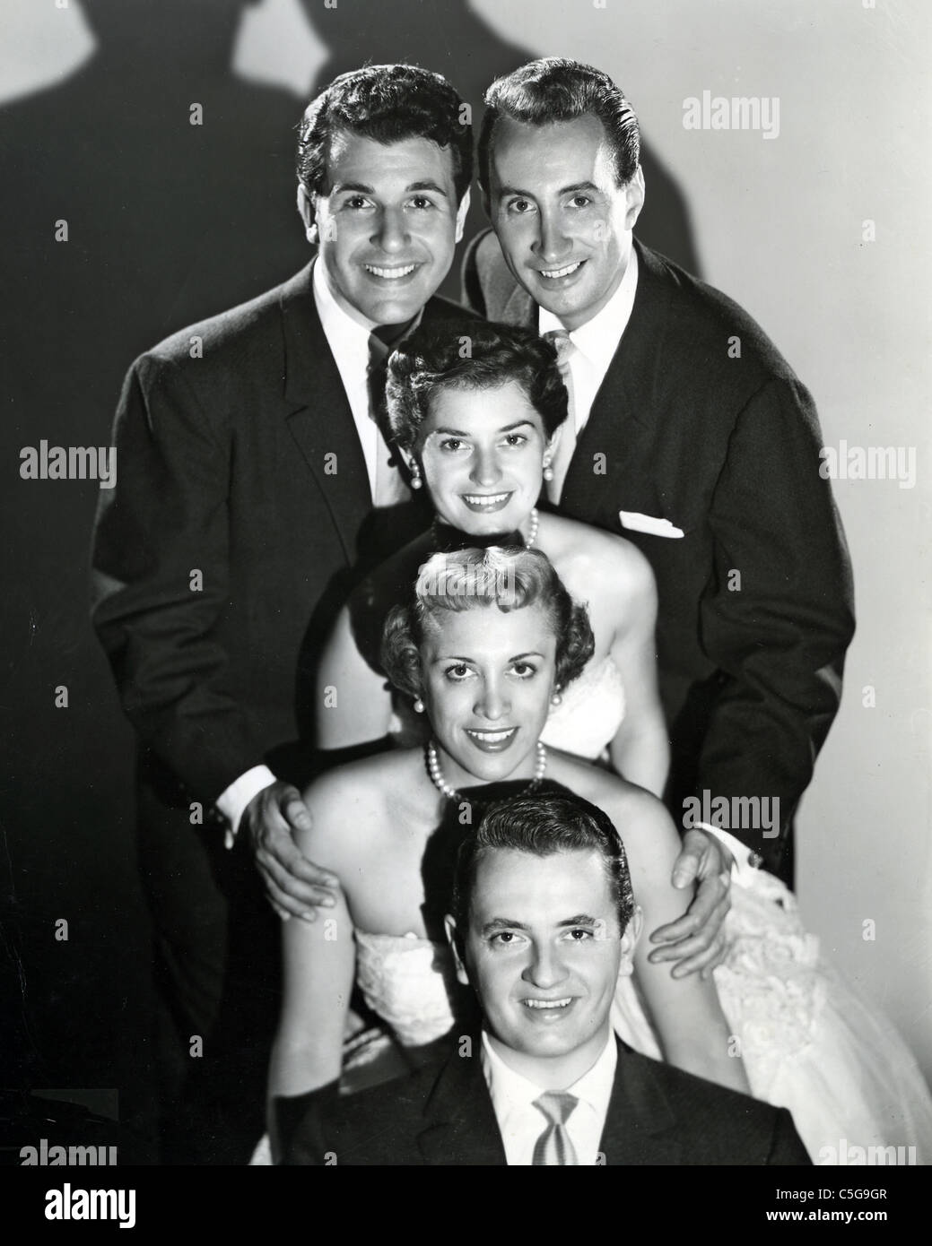 1950s singers hi-res stock photography and images - Alamy