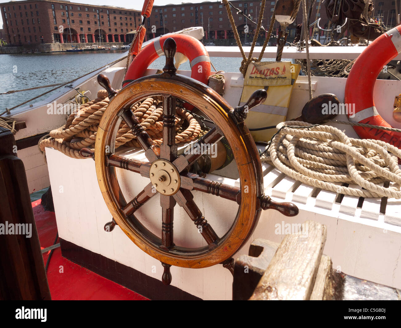 Sailing ship helm hi-res stock photography and images - Alamy