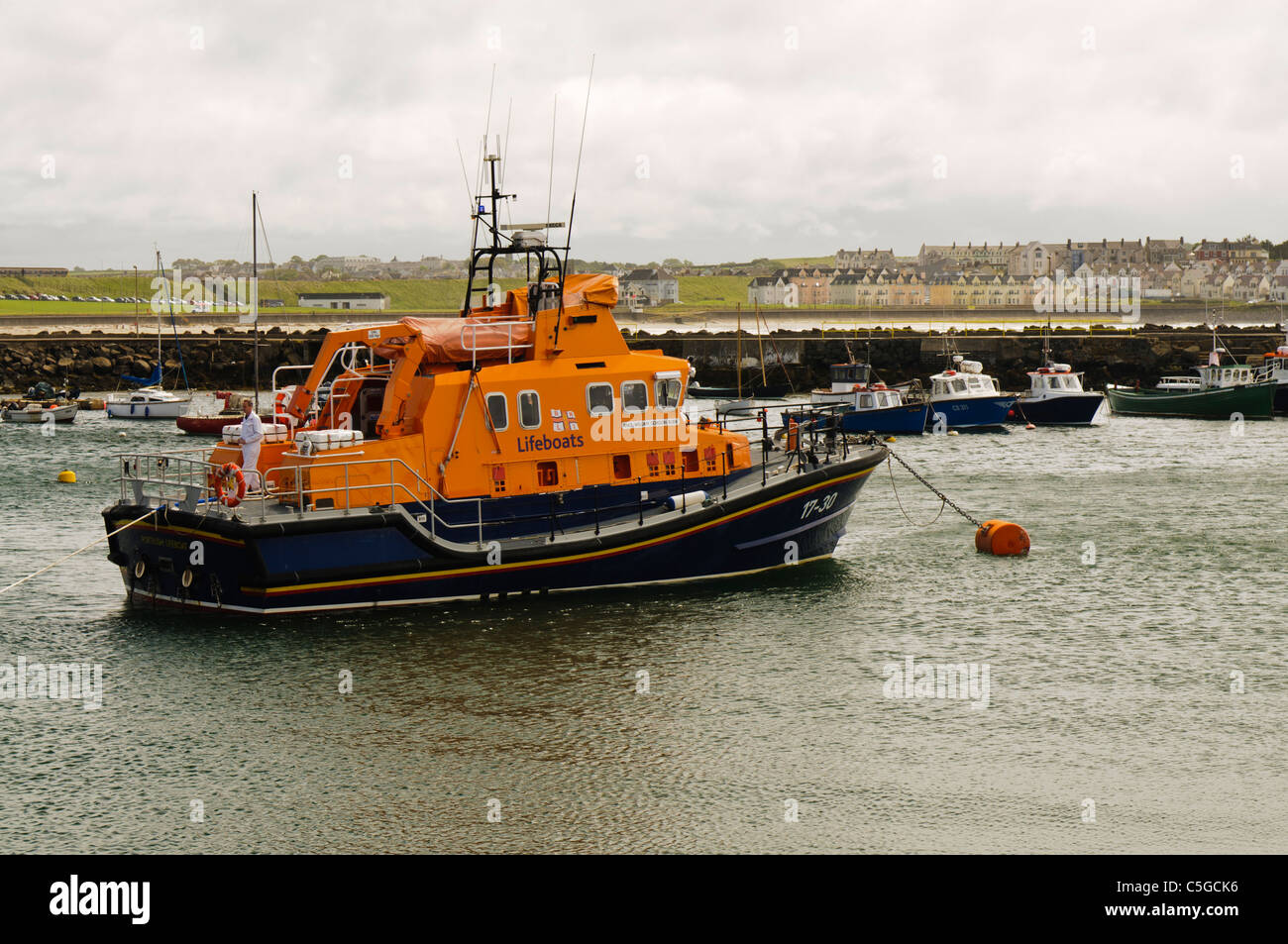 Portrush rnli lifeboat rnlb william hi-res stock photography and images ...