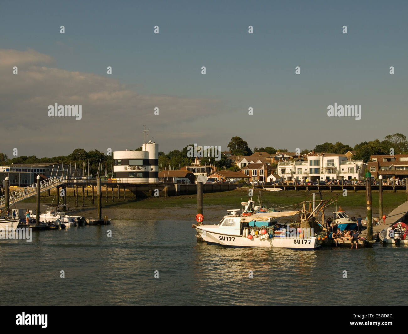 River hamble hi-res stock photography and images - Alamy