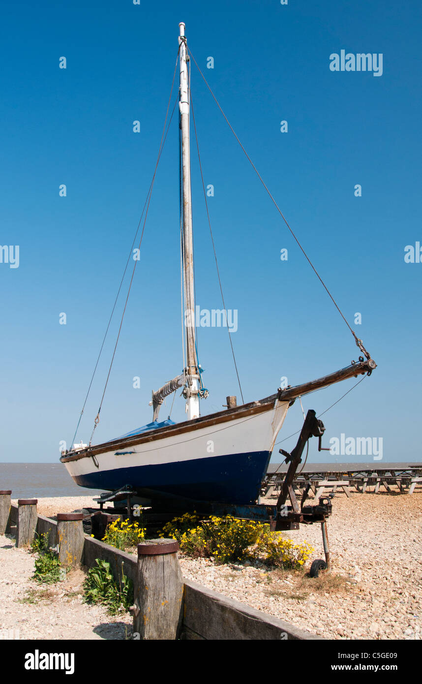 Ship boat whitstable seashore hi-res stock photography and images - Alamy