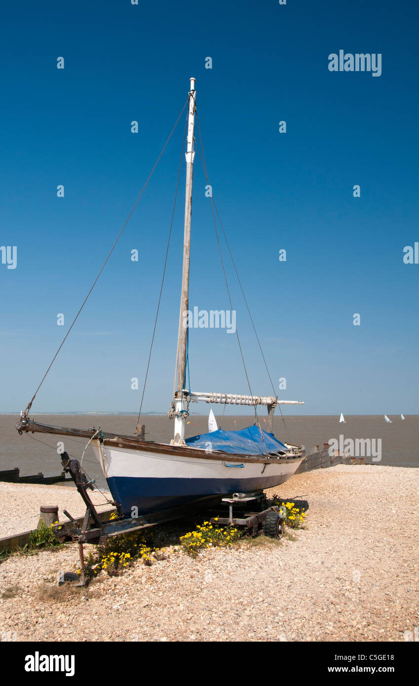 Ship boat whitstable seashore hi-res stock photography and images - Alamy