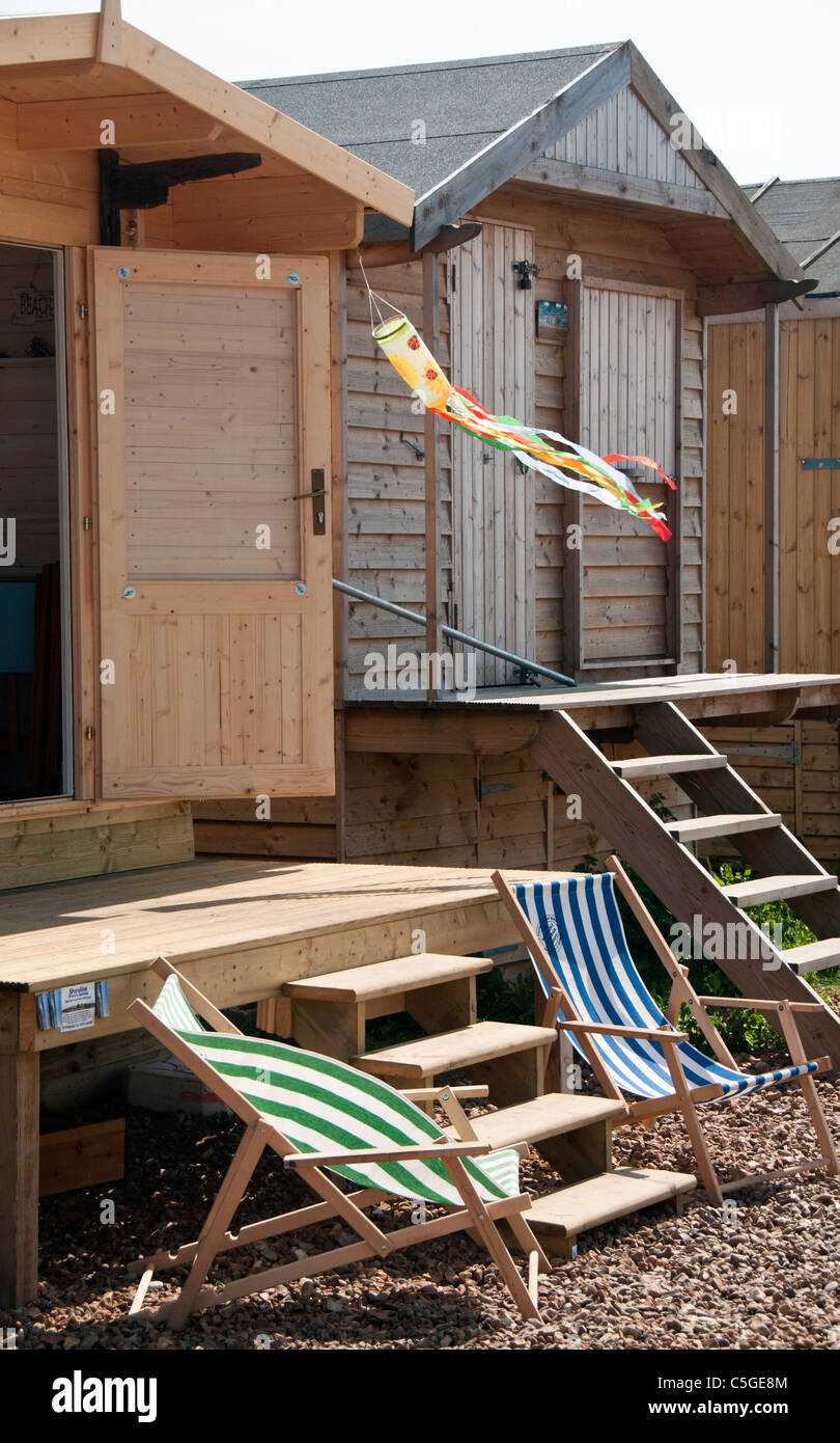 Uk typical seaside huts hi-res stock photography and images - Alamy
