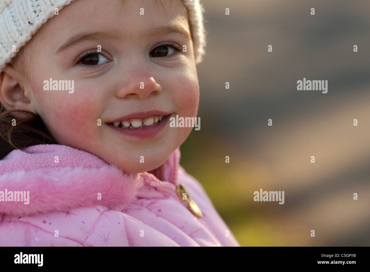 little girl in the fall Stock Photo - Alamy