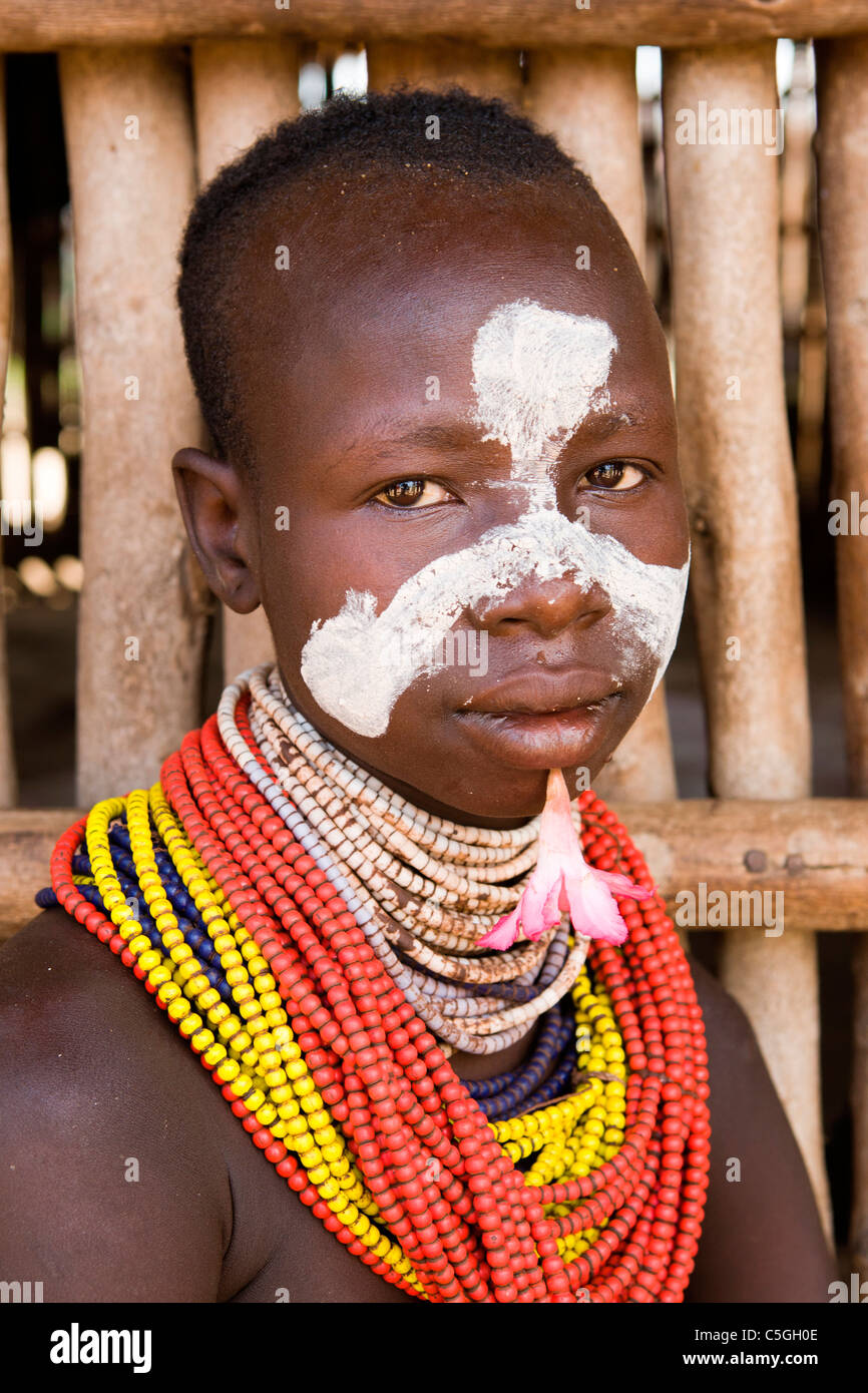 Karo girl hi-res stock photography and images - Alamy