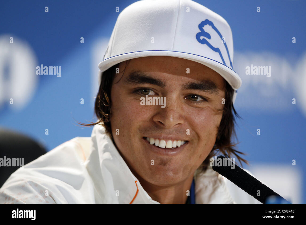 Open media hi-res stock photography and images - Alamy