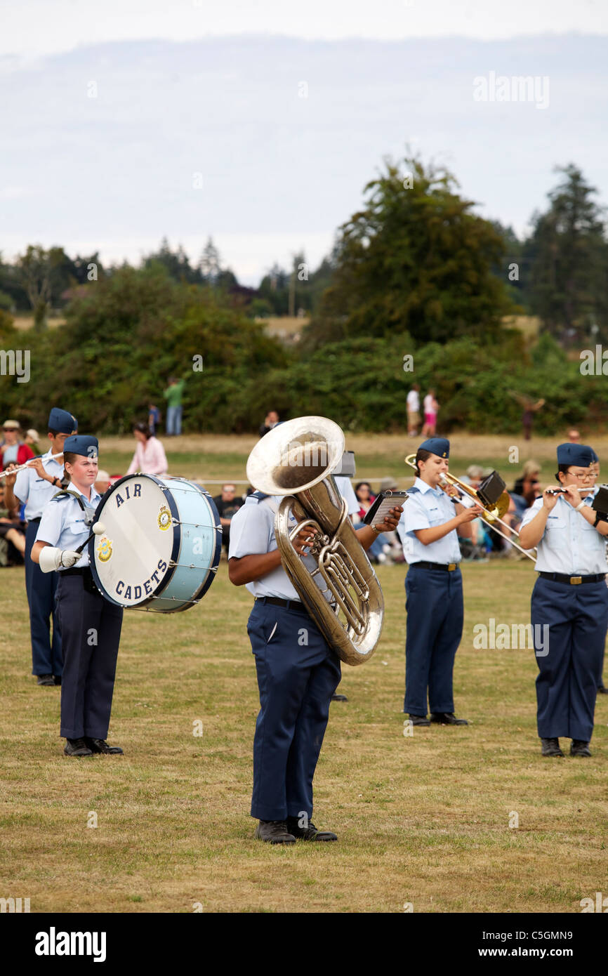 Military bands hi-res stock photography and images - Alamy
