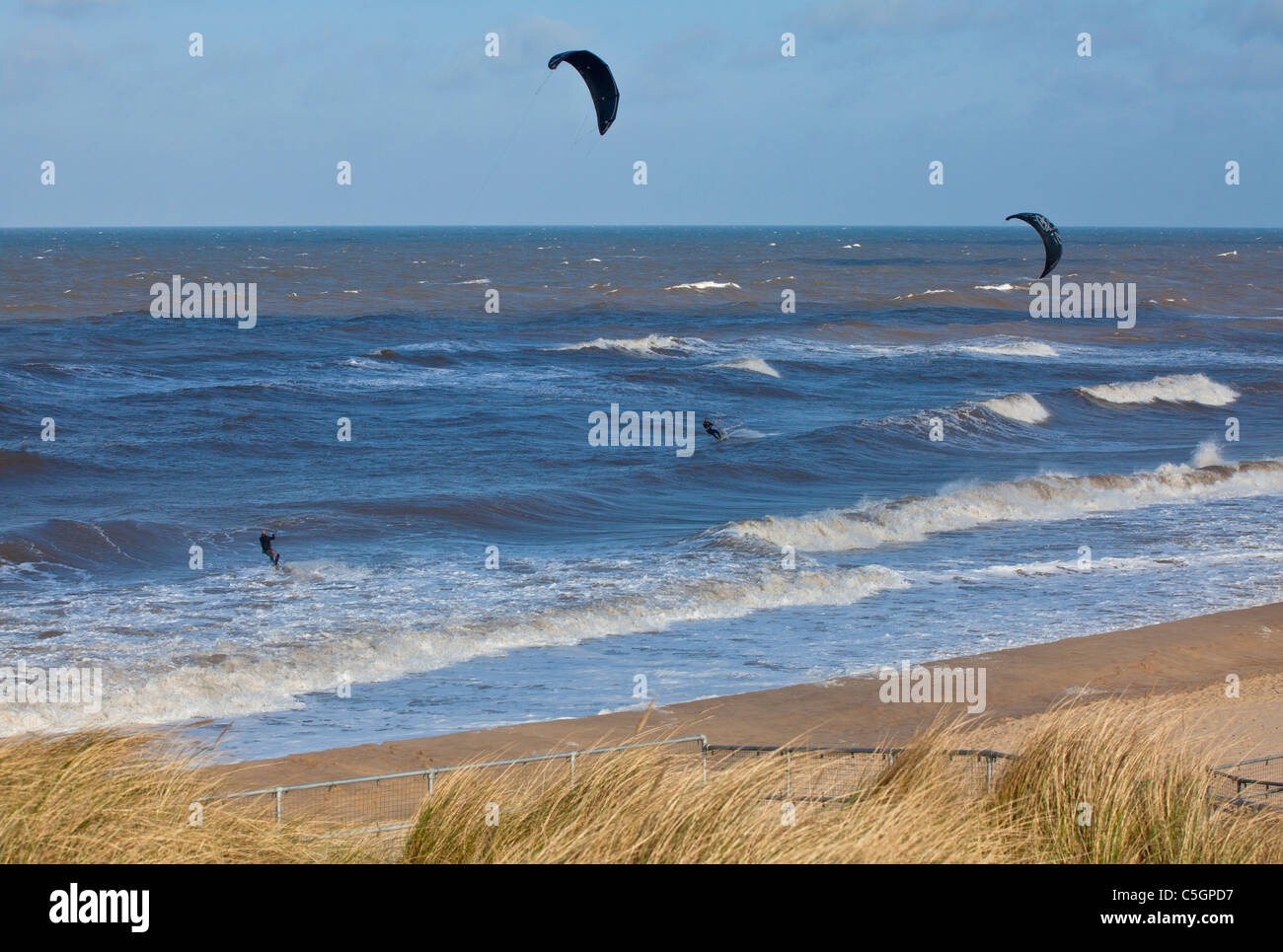 Palling hi-res stock photography and images - Alamy