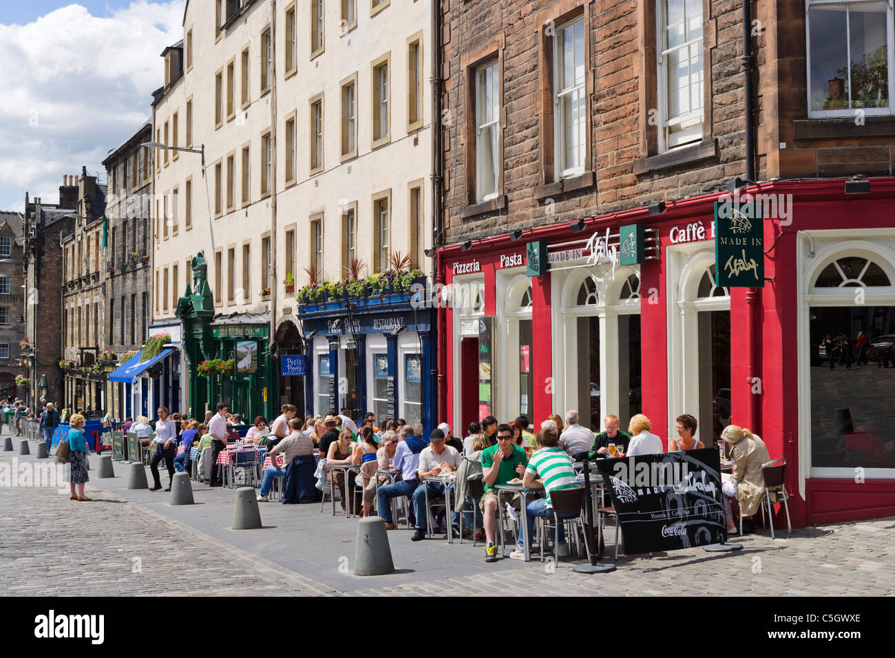 Cafe edinburgh hi-res stock photography and images - Alamy