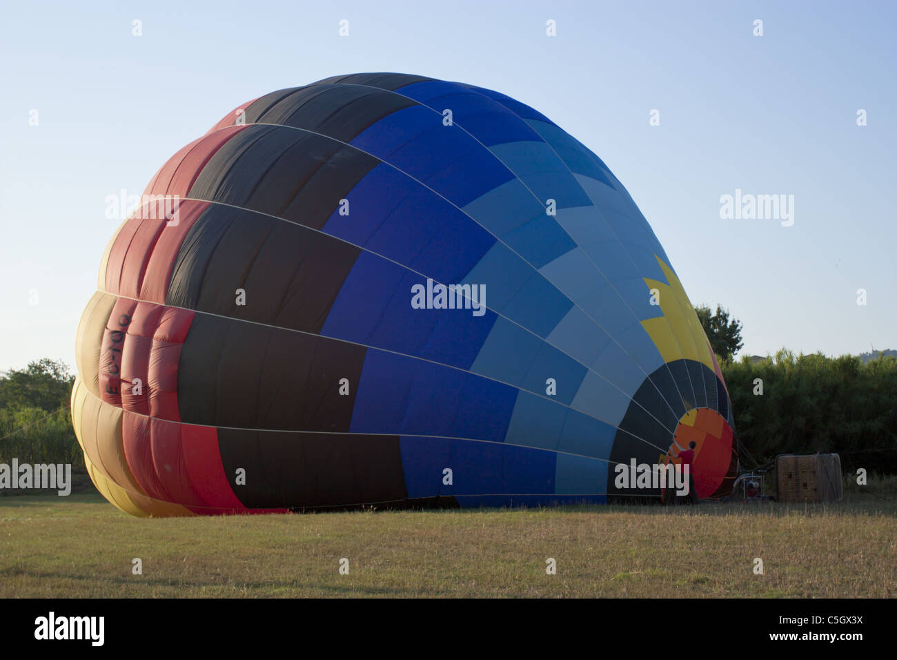 Balloon horizontal hi-res stock photography and images - Alamy