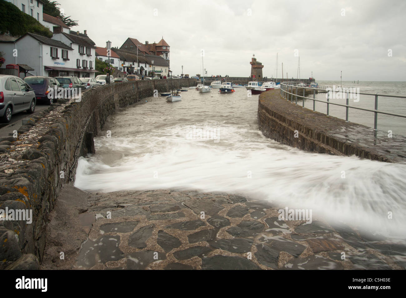 Ring at high tide hi-res stock photography and images - Alamy