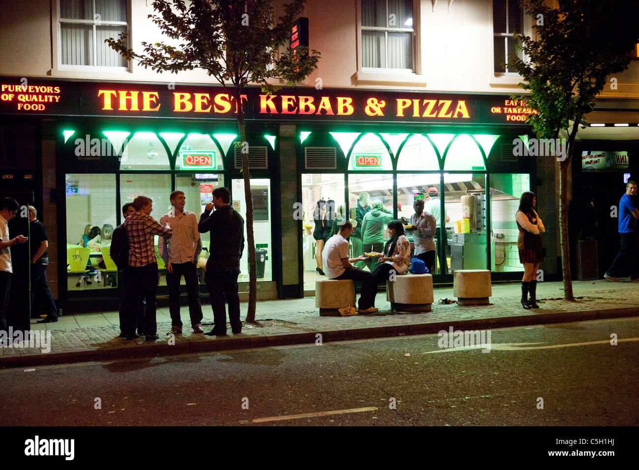 people and street nightlife in Norwich, UK Stock Photo - Alamy