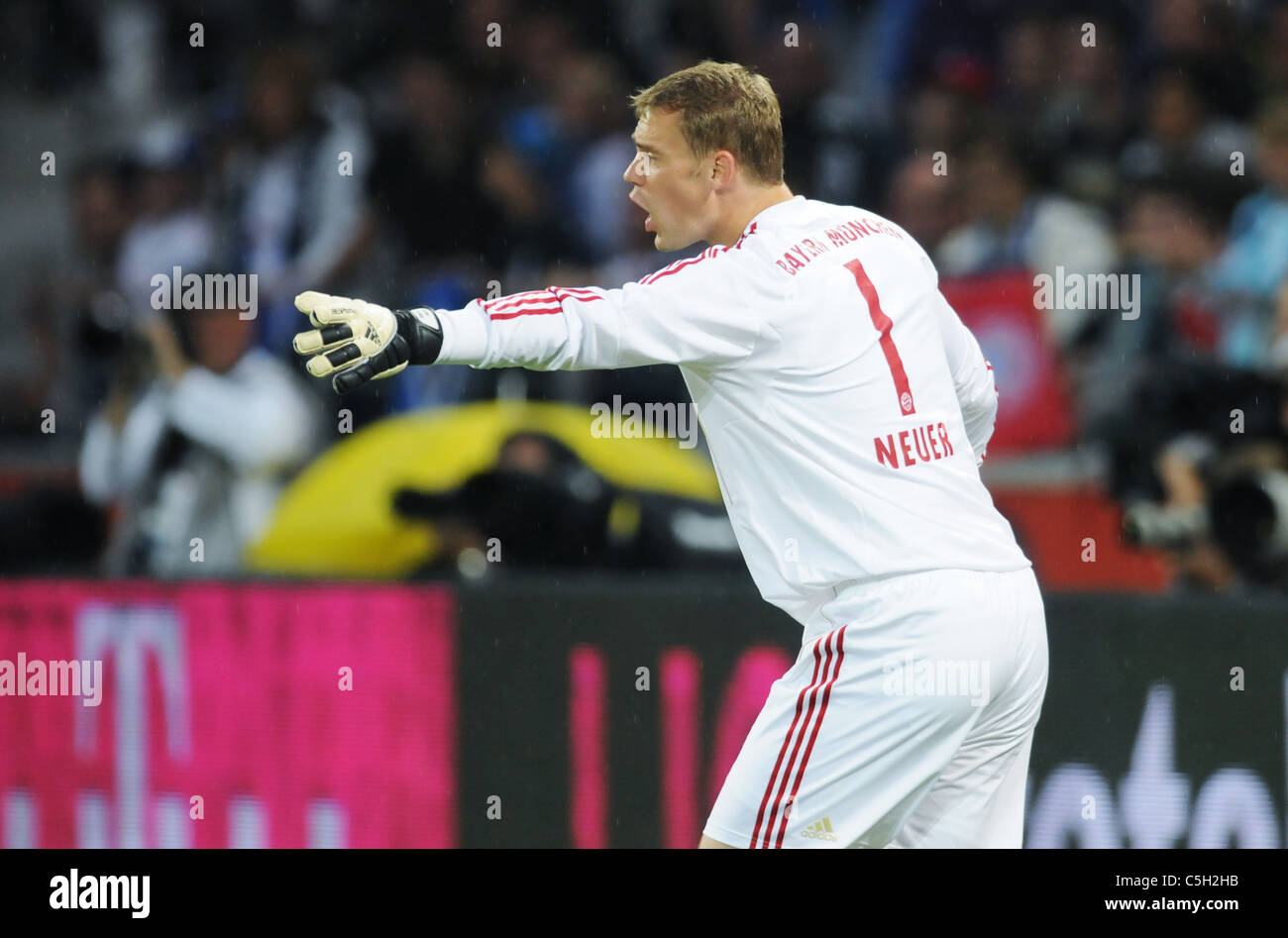 goalkeeper Manuel Neuer, FC Bayern Munchen, Muenchen, Munich Stock ...