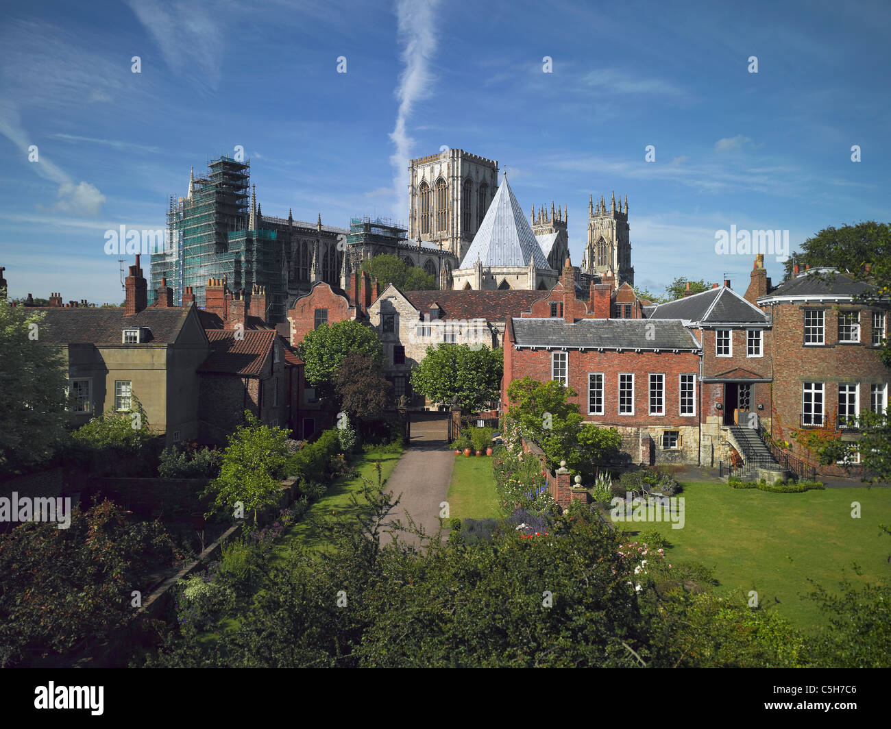 Grays court hotel gardens hi-res stock photography and images - Alamy