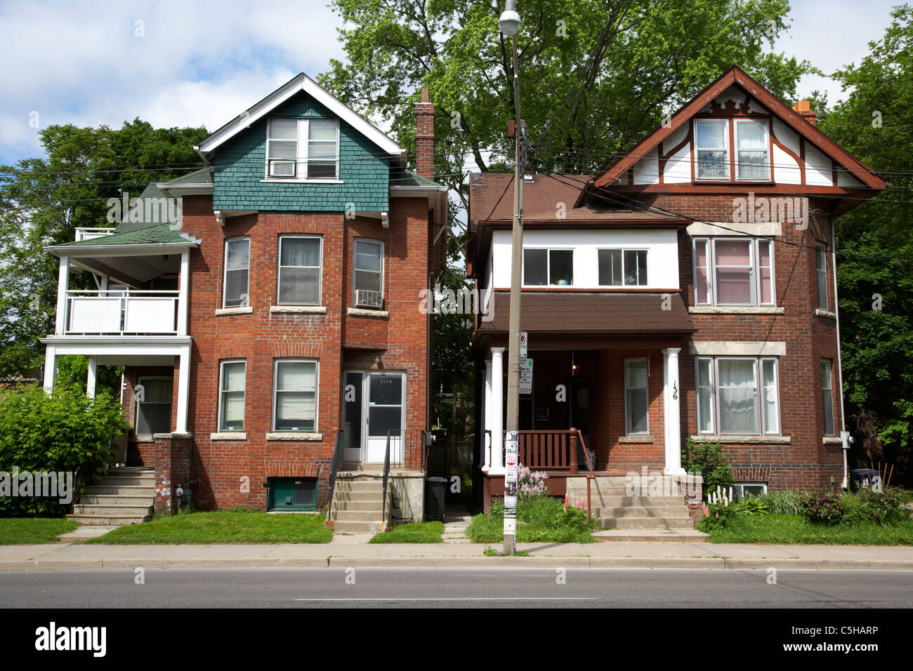 Semi detached victorian house hi-res stock photography and images - Alamy