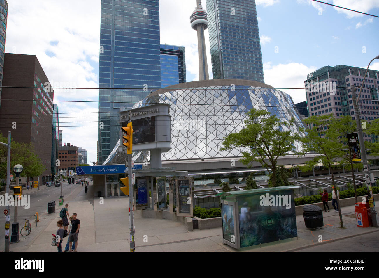 New toronto city hall hi-res stock photography and images - Alamy