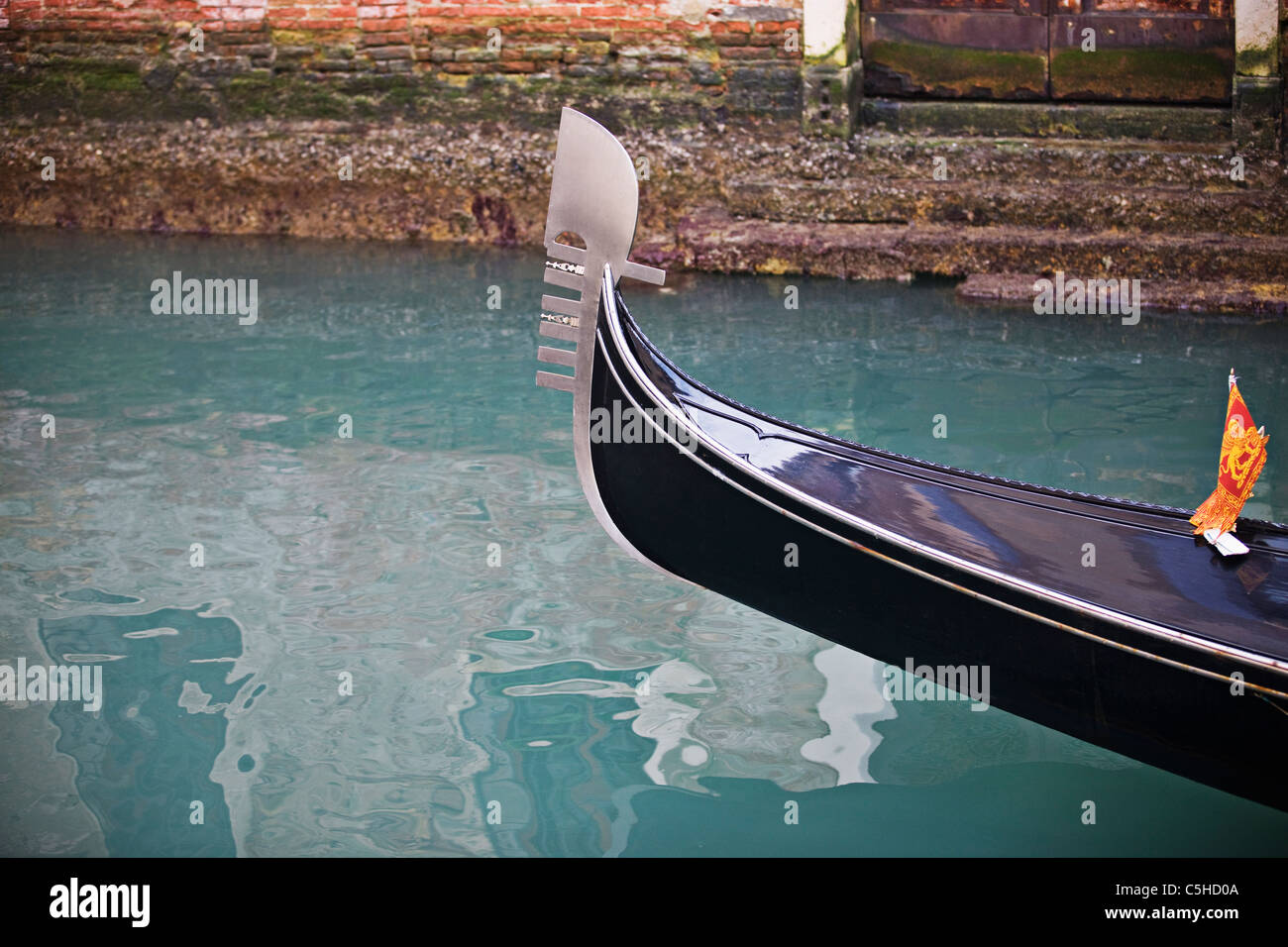 Venice, gondola, front, detail, boat, canal, Italy Stock Photo - Alamy