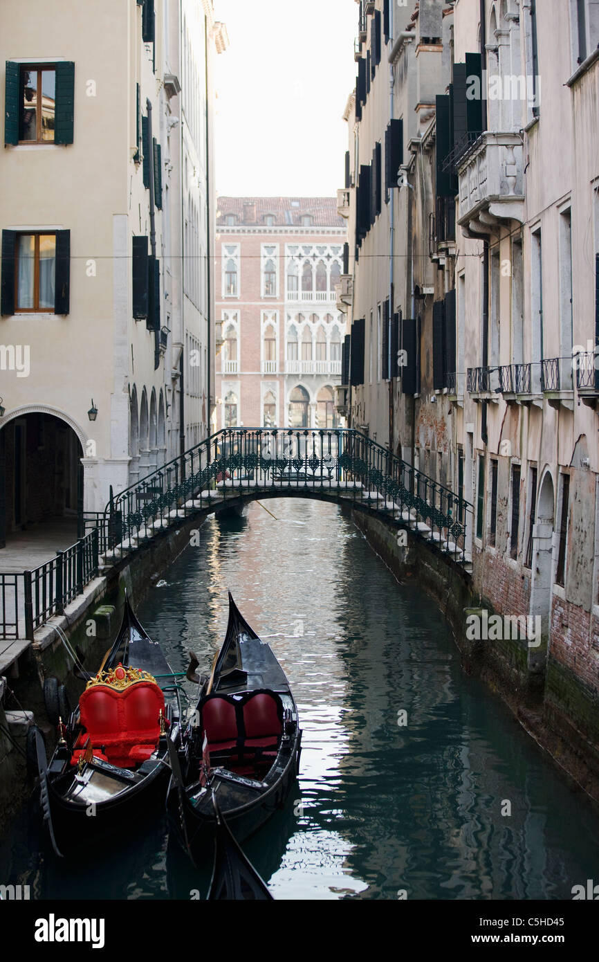 Venetian gondolas on the canal hi-res stock photography and images - Alamy