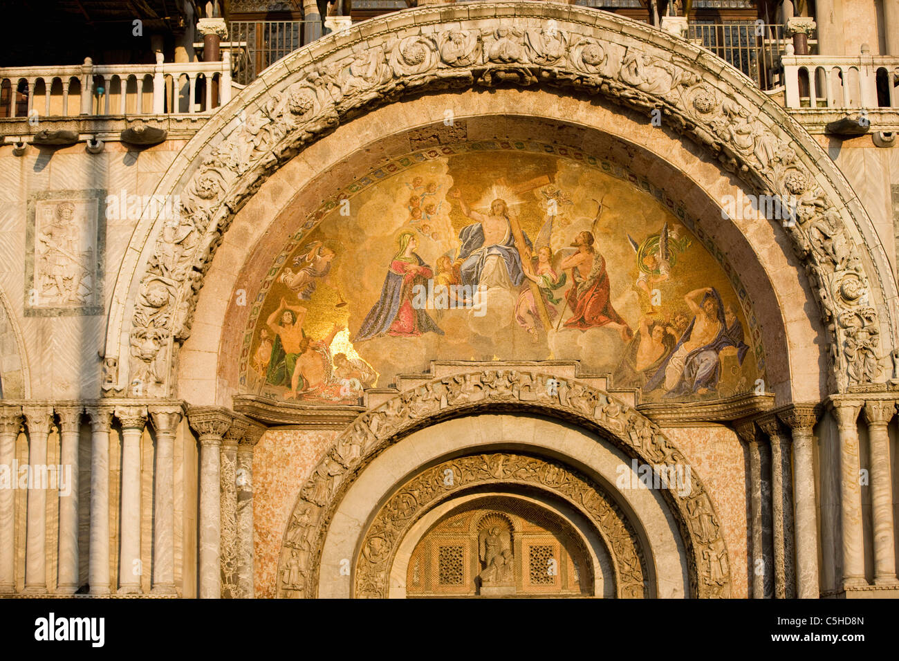 St marks basilica italy hi-res stock photography and images - Alamy