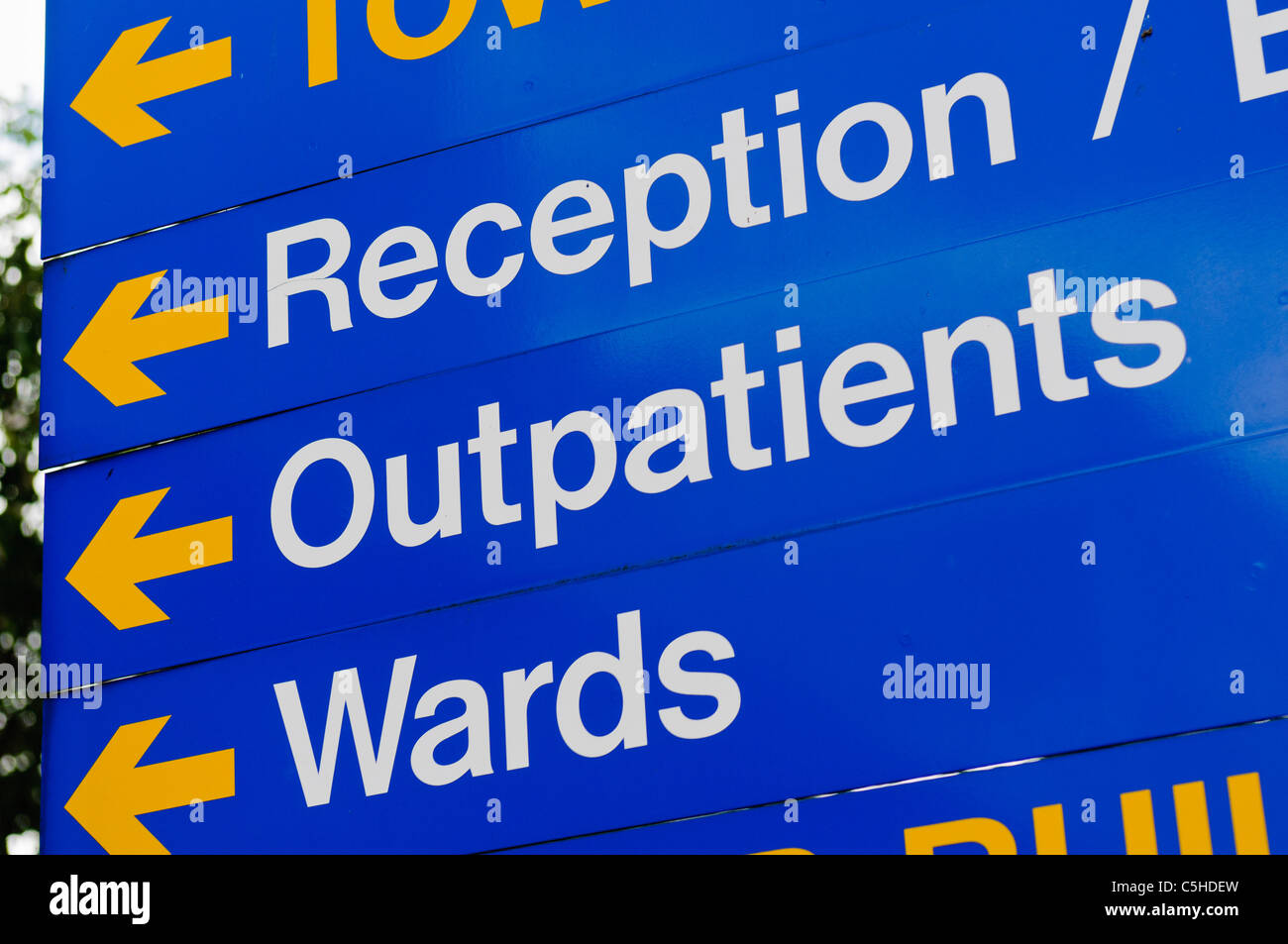 Hospital Road Sign High Resolution Stock Photography and Images - Alamy