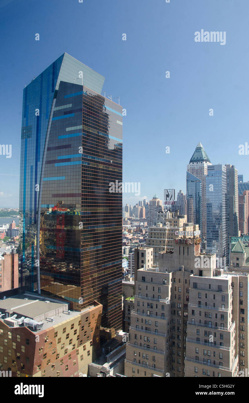New York, New York City. Mid-town city skyline view Stock Photo - Alamy