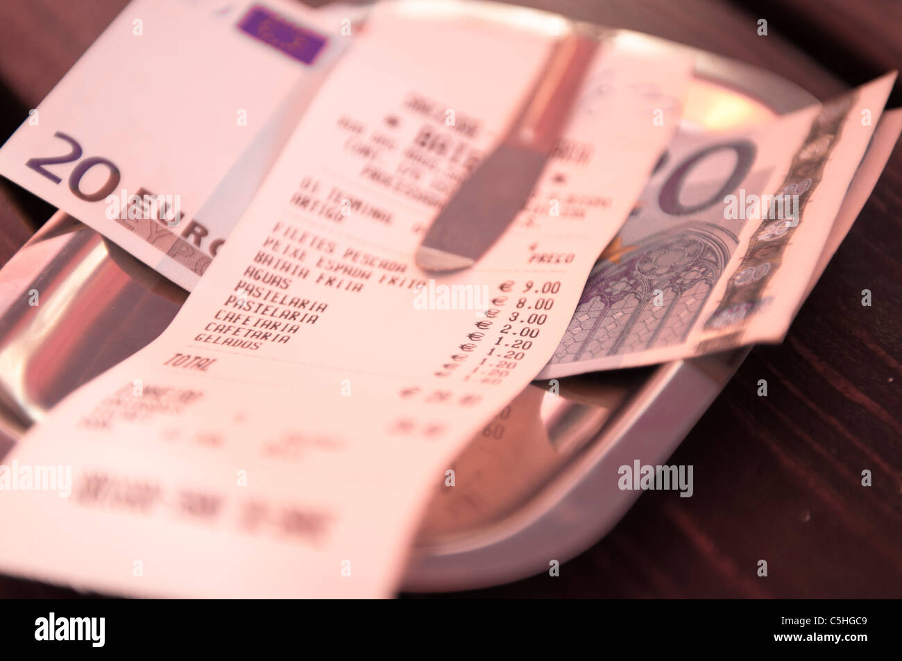 Bill total hi-res stock photography and images - Alamy