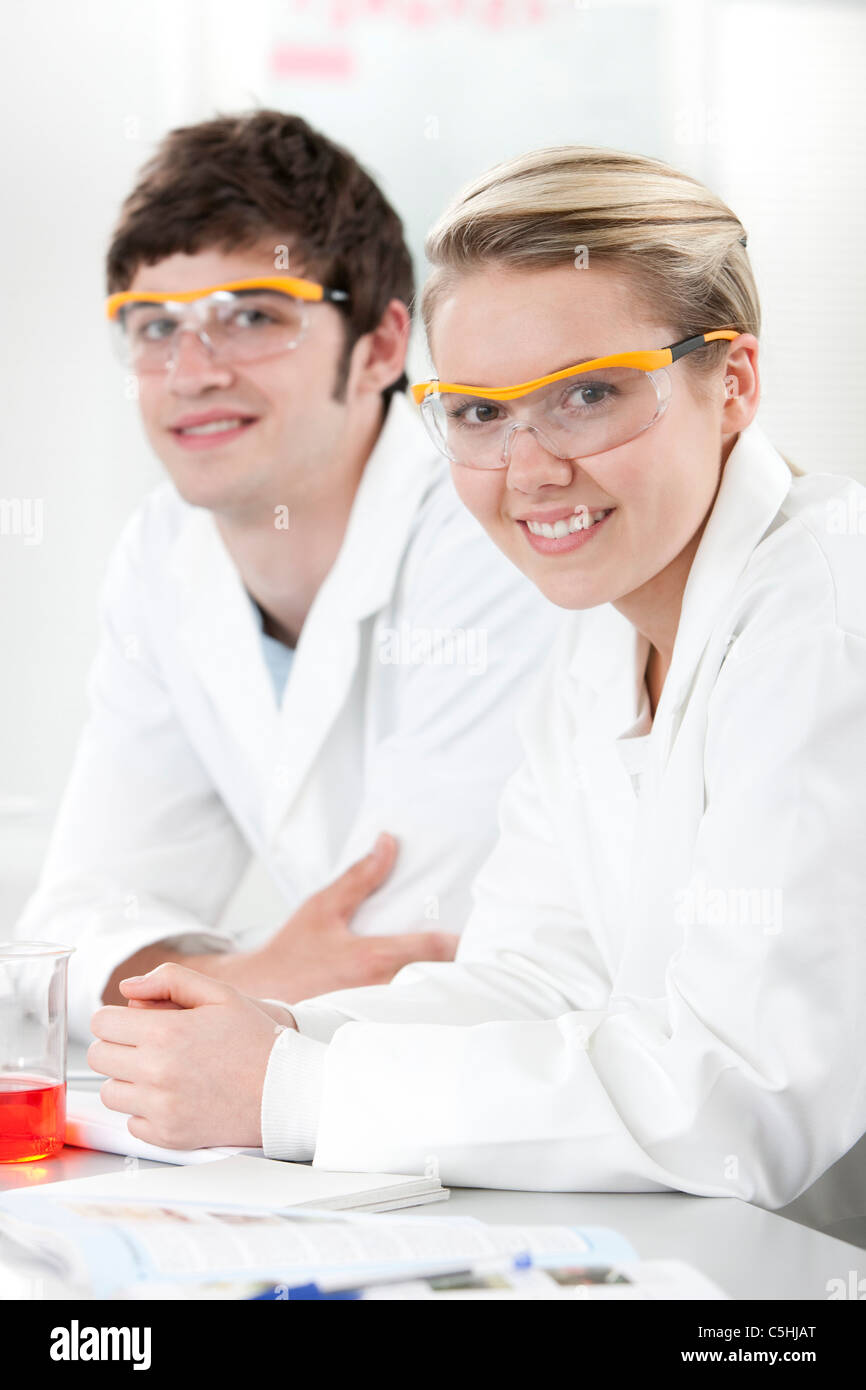 Pupils in a science lesson Stock Photo - Alamy