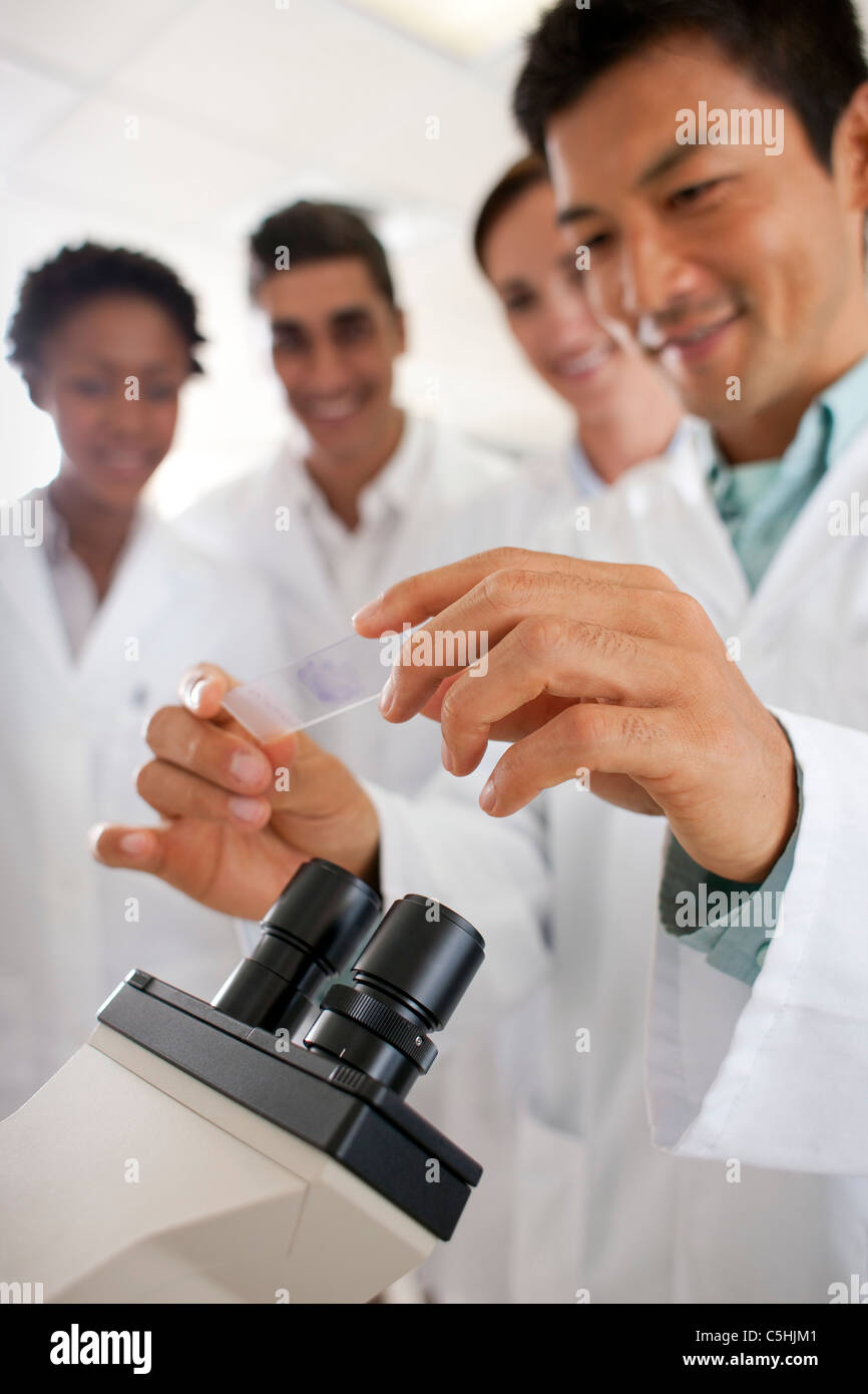 Biologist lab asian hi-res stock photography and images - Alamy