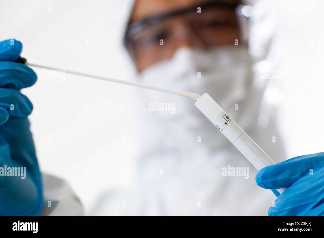 Forensic crime lab clothing hi-res stock photography and images - Alamy