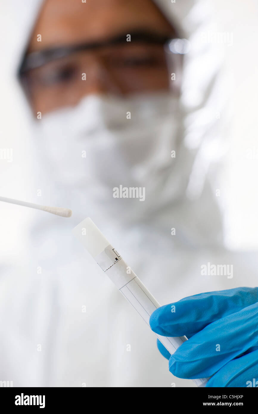 Forensic crime lab clothing hi-res stock photography and images - Alamy