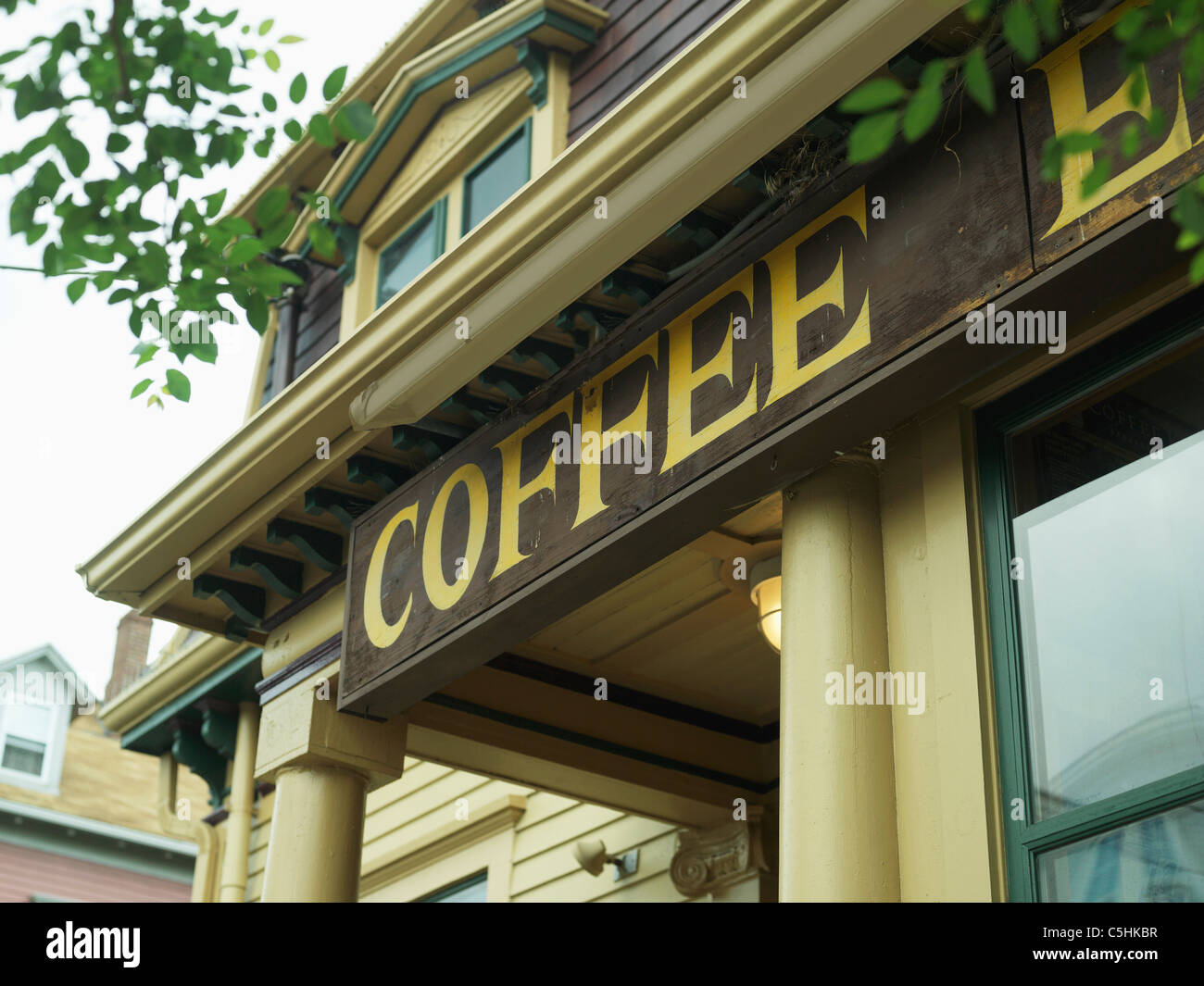 coffee shop exterior Stock Photo - Alamy