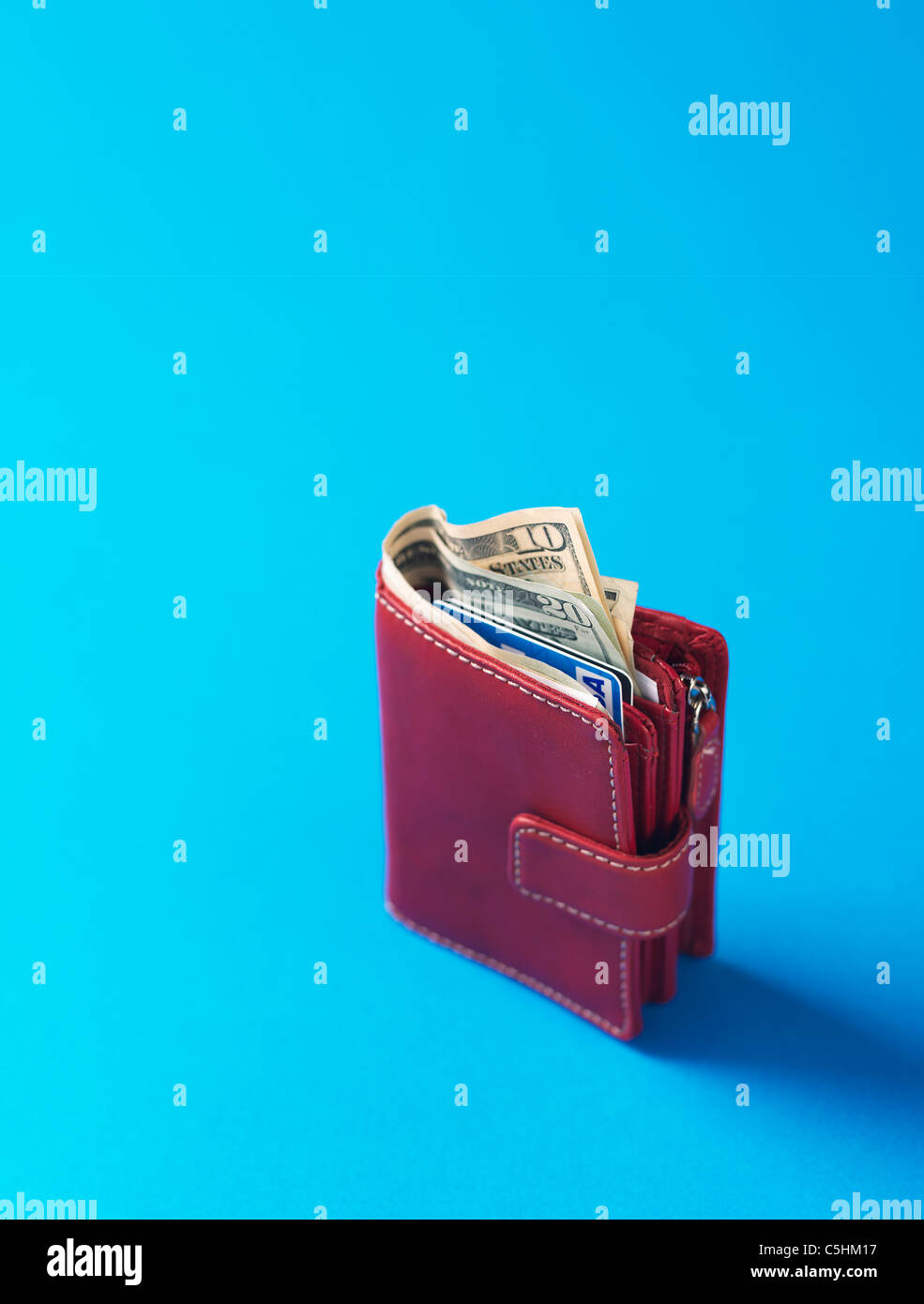 red wallet with cash Stock Photo - Alamy