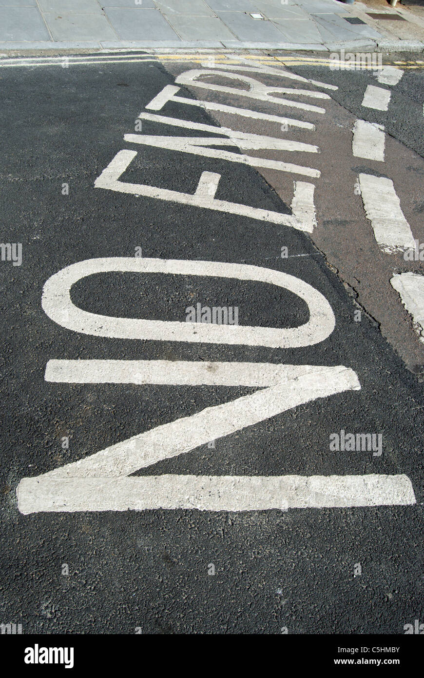 No entry road markings hi-res stock photography and images - Alamy