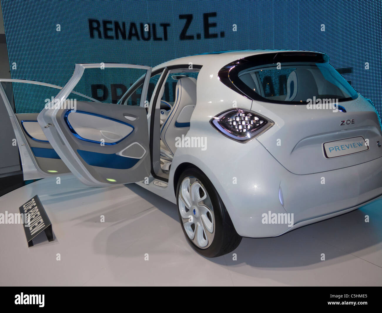 Renault side renault rear hi-res stock photography and images - Alamy