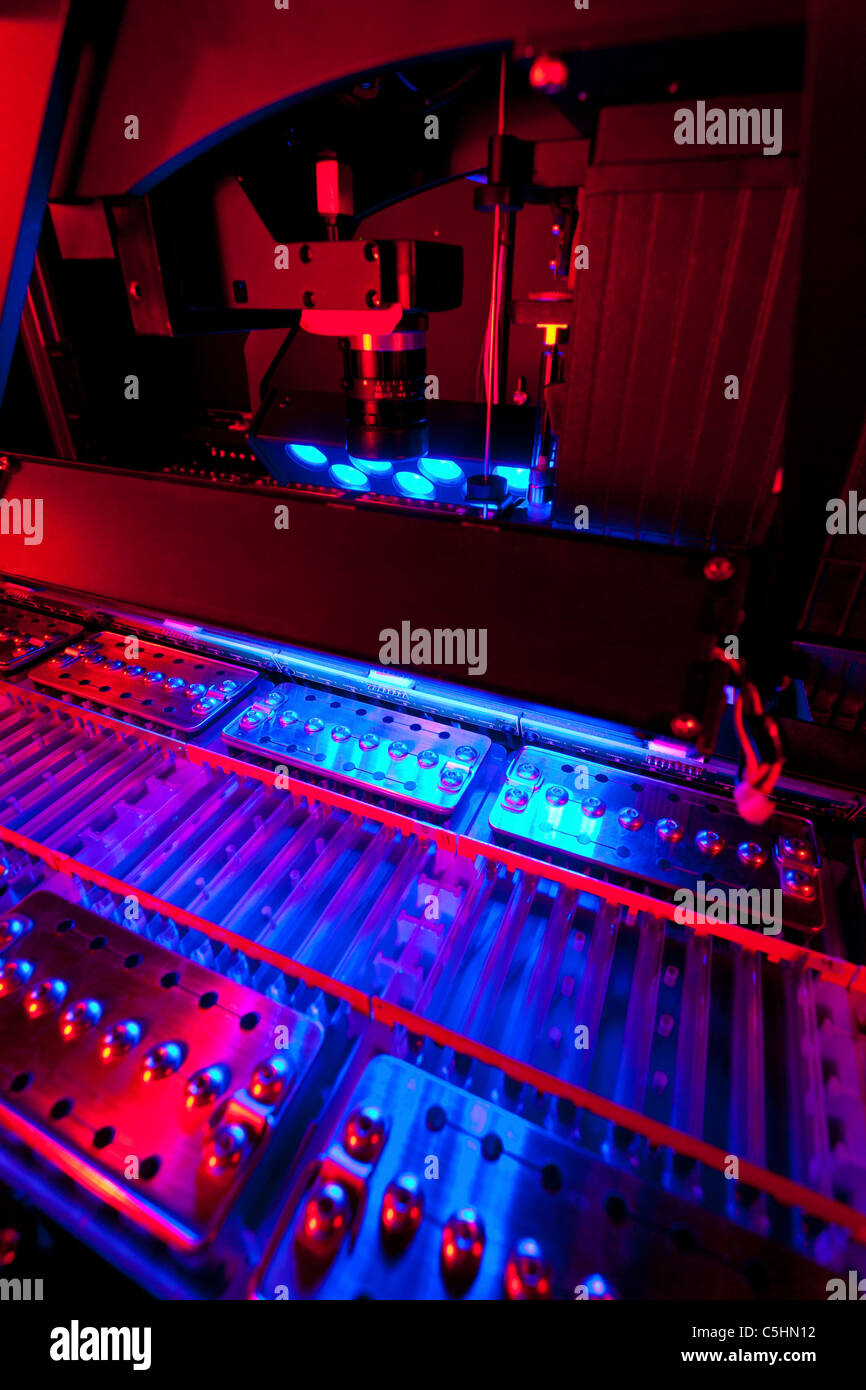 Genome sequencing hi-res stock photography and images - Alamy